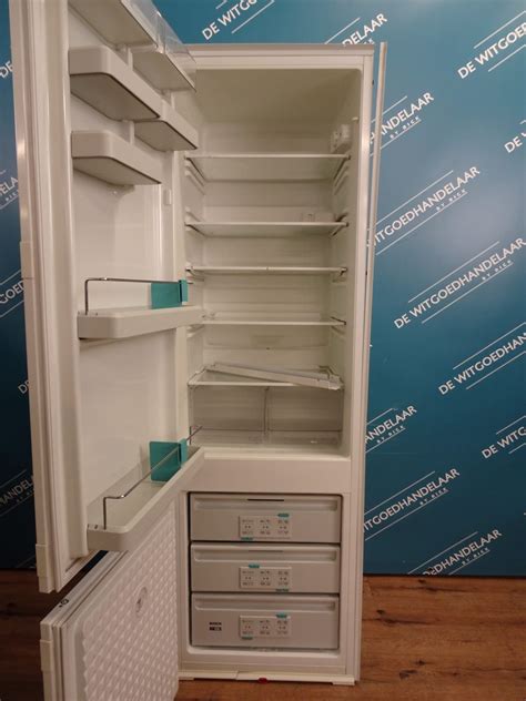 Bosch KIM3002 INBOUW koel- vriescombinatie - De Witgoedhandelaar