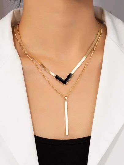 Pin on Zoloto | Necklace, Gold fashion necklace, Gold statement necklace