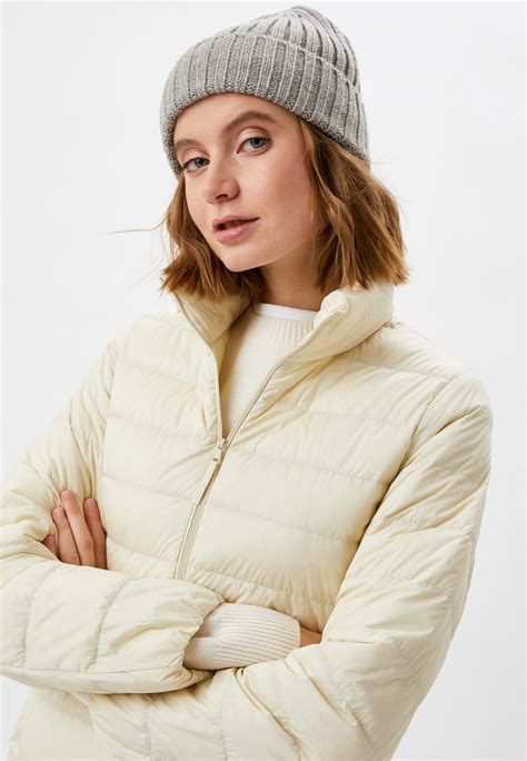 Утепленная куртка женская UNIQLO 211-439702(14-38) купить за 4674 руб.
