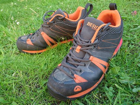 Berg Outdoor Babirusa Men's Walking Trainers