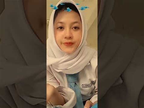 anak #SMA kegerahan sampe buka baju dan maen kipas,live #tiktok - YouTube