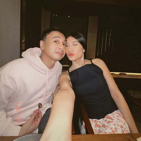 7 Potret Kebersamaan Komika Raditya Dika dan Selebgram Anissa Aziza setelah 6 Th Menikah - Foto 1