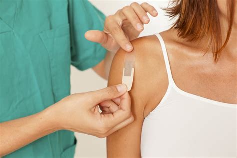 Медицинский пластырь от папиллом: инструкция по применению