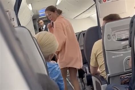 «Везла маму и детей в экономе»: певицу Нюшу осудили за полет на бизнес ...