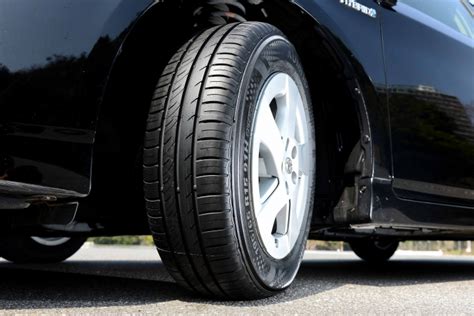 実用的なスタンダートタイヤ KUMHO ecowing ES31をテスト
