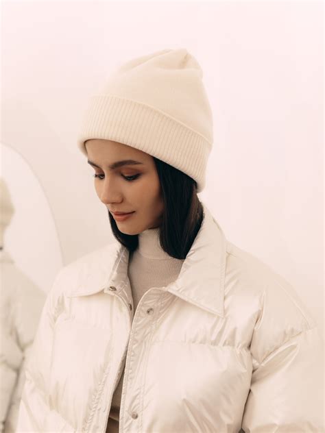 Шапка-бини с широким отворотом :: LICHI - Online fashion store