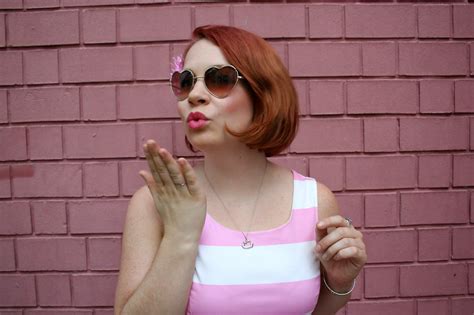 Smitten Kitten | The Belted Pear