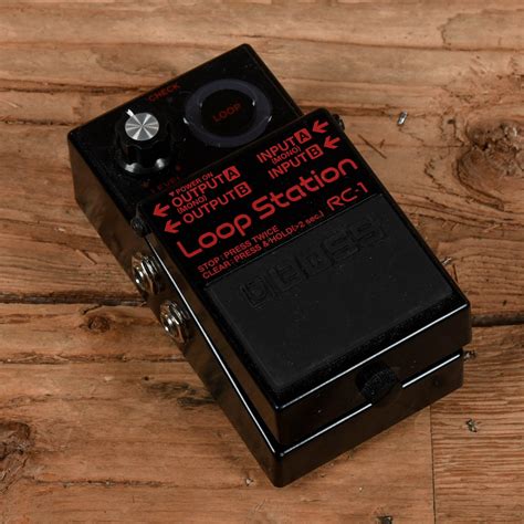 Boss RC-1-BK Loop Station – Chicago Music Exchange