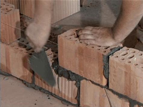 Как осуществить переход с кирпичной трубы на сэндвич