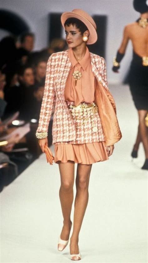 Pin by B on Quick Saves | Chanel haute couture, Couture, Haute couture