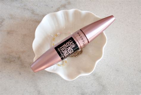 Мой фаворит среди массмаркета. Тушь Maybelline Lash Sensational black ...