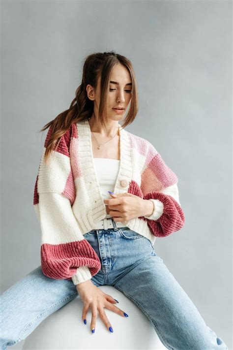 Пэчворк кардиган Розовый - Etsy | Cardigans for women, Fashion, Fashion ...