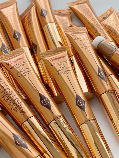 Кремовый хайлайтер charlotte tilbury beauty light wand - оттенок ...