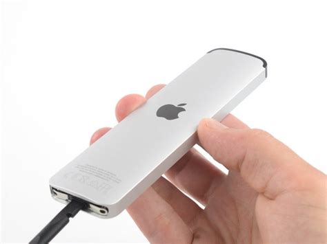 Как открыть пульт Apple TV 4K 2021 Siri Remote - HD01