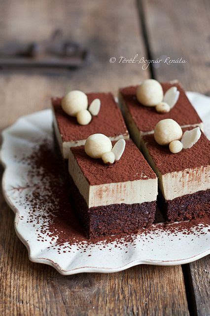 Cappuccino & amaretto cake | Dolcetti, Ricette dolci, Dolci idee