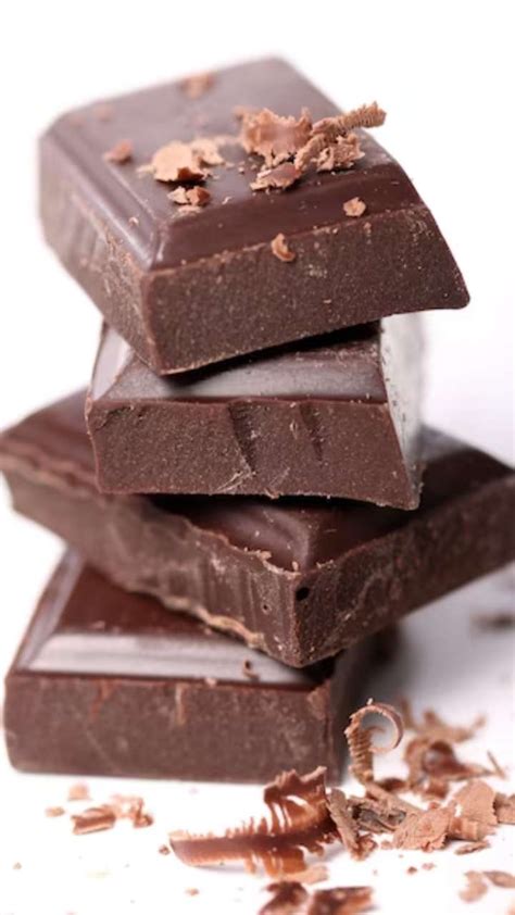 Top 6 Benefits Of Dark Chocolate For Mental Health