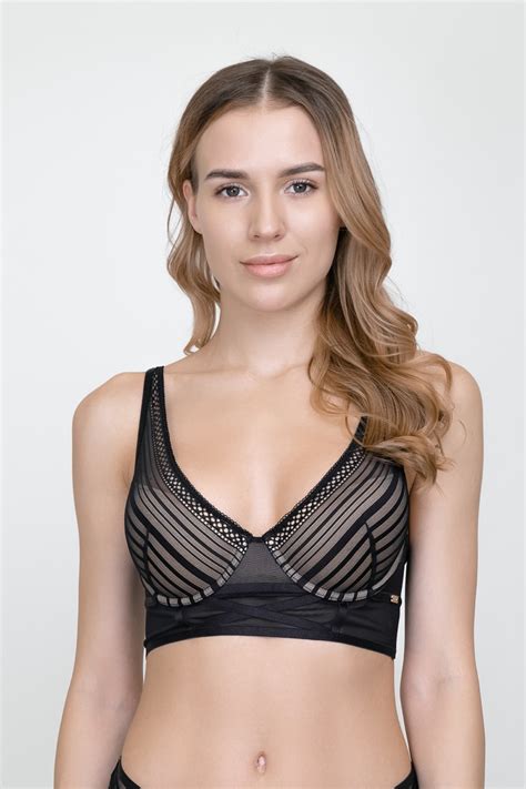 Бюстье с плотной чашкой черное кружевной ROSE&PETAL LINGERIE VOILE ...