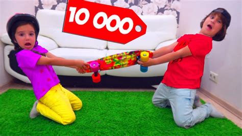 Что КУПИТ ШКОЛЬНИК на 10000 рублей? Дети ТРАТЯТ ДЕНЬГИ! Для Детей kids ...