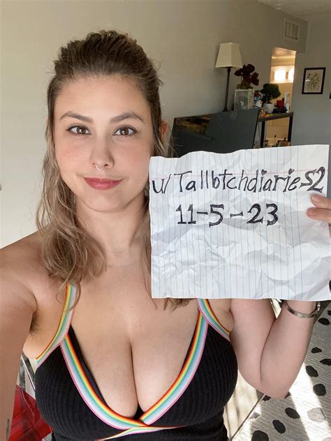 Hi, here’s my verification for my backup account 🥺 : r/TallbtchdiariesPorn