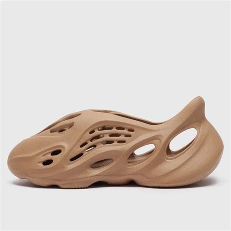 Купить Изи Yeezy Foam Runner Ochre оригинал с доставкой по РФ