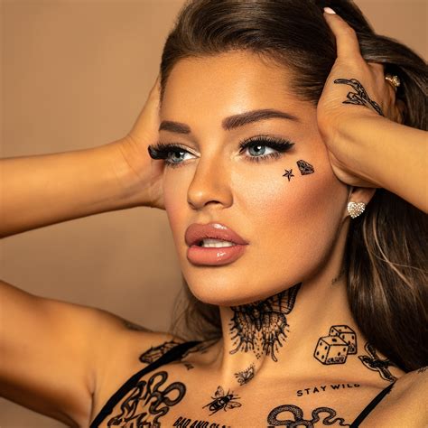 GetGlitterBaby | GetGlitterBaby | Glitters, Face & Body Jewels en Tattoos