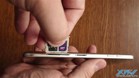 Как вставить SIM-карту в Samsung Galaxy J7 (2017) (XDRV.RU) - YouTube