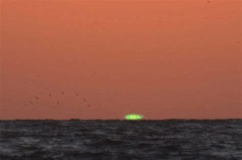 Rarely seen Green Flash (info in comments ) - Images