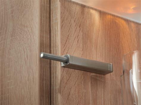 Blum Tip-On ⋆ Anwer Hardware
