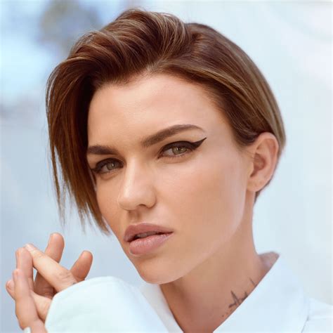 Ruby Rose Makeup Collection | Saubhaya Makeup