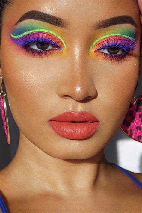 21 Neon Makeup Ideas to Try This Summer - StayGlam | Uv make-up ...