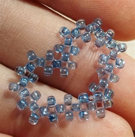 Сердце из бисера💗 | Charm bracelet, Diamond bracelet, Jewelry