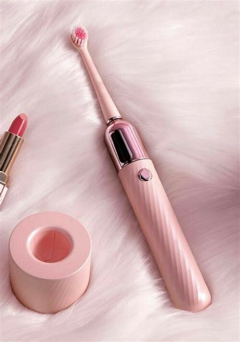 Pin de Ppita em Makeup | Produtos de maquiagem, Produtos de maquilhagem ...