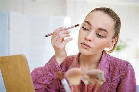 The perfect make-up colour palette for your complexion | Luxury ...