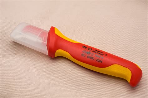 Нож электрика с пяткой Knipex 98 55 и сравнение с BM520 : Специаль ...