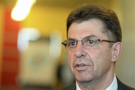 Глава Союза биатлонистов пригрозил подать в суд на Родченкова за клевету