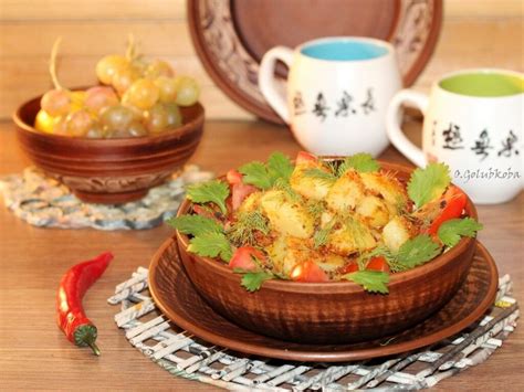 Сухарный картофель с овощами #денькнигодарения - пошаговый рецепт с ...