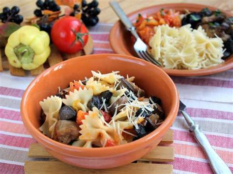 Гречневая лапша со свининой и овощами — рецепт с фото пошагово