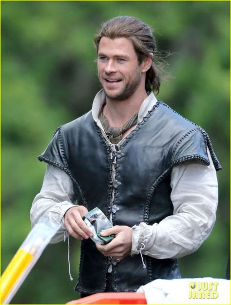 37 best DIY The Huntsman Winter's War Costume Ideas images on Pinterest ...