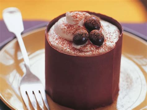 Chocolate cappuccino cakes | Women's Weekly Food