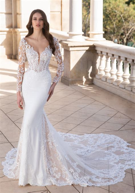 Wear our ÉLYSÉE Gowns to Winter Wonderland! | Elysee