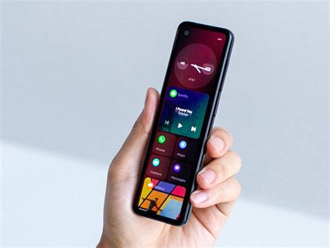 Создатель Android и Essential Phone показал очень длинный смартфон