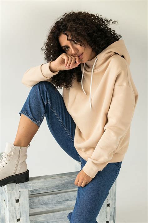 ОДНОТОННОЕ ЖЕНСКОЕ ХУДИ С КАПЮШОНОМ | Fashion, Clothes, Womens fashion