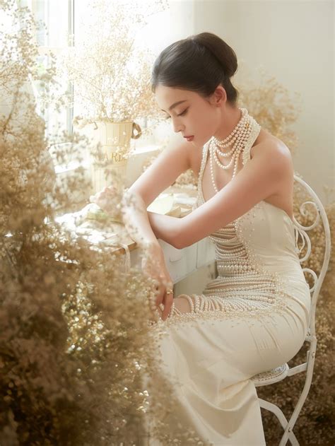 Ghim của Vaaty23 trên Guli Nazha(กู่ลี่นาจา) 古力娜扎 | Diễn viên