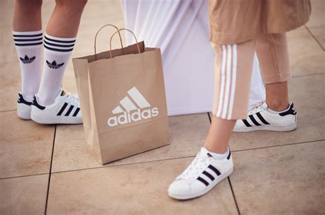 «Яндекс Маркет» выкупил товары российского подразделения adidas | New ...