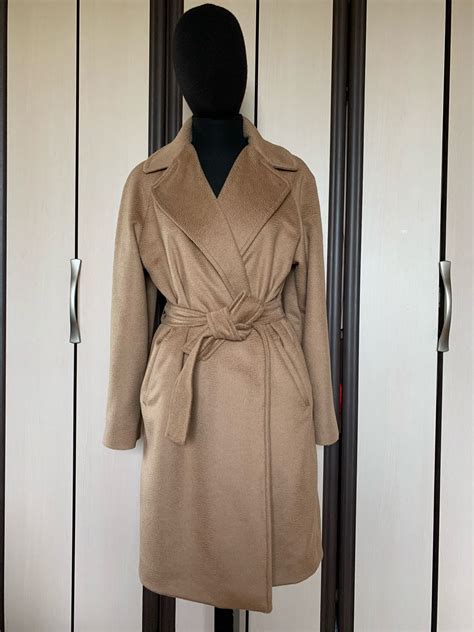 Пальто-халат camel из итальянской шерсти с кашемиром Max Mara купить в ...