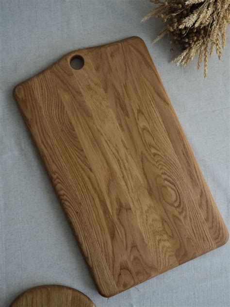 Доска из дуба | Cutting board design, Wooden dishes, Wooden kitchenware