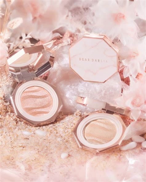 Dear Dahlia Blooming Edition Endless Glow Illuminator | Neiman Marcus