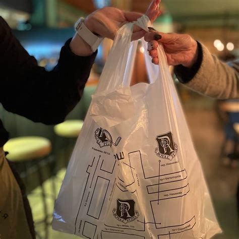 Служба доставки еды Mixfood Мариуполь - В ресторане Чумаков @chumakov ...
