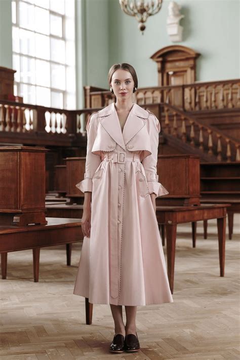 УЛЬЯНА СЕРГЕЕНКО/ ULYANA SERGEENKO | Kleding, Mouw