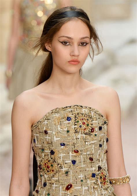 Das Augen-Make-up bei Chanel